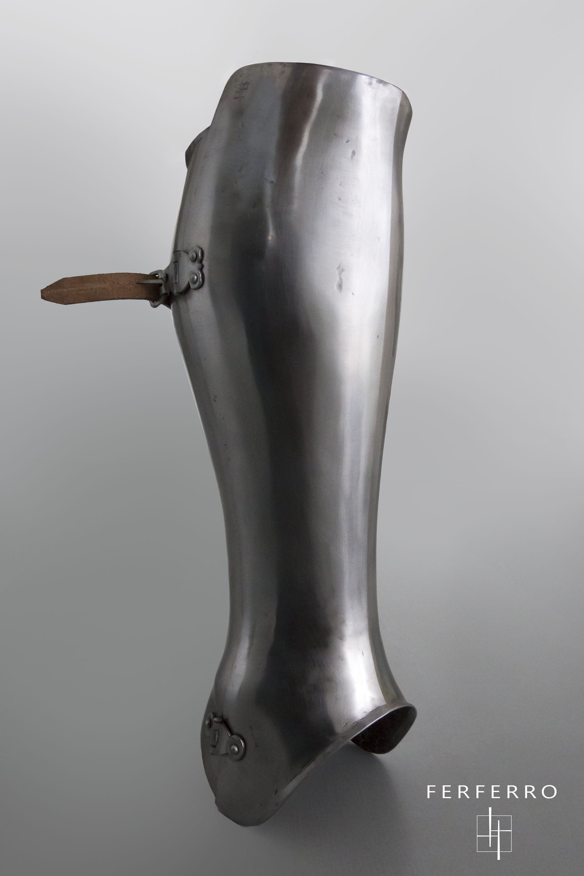 14th Century Greaves